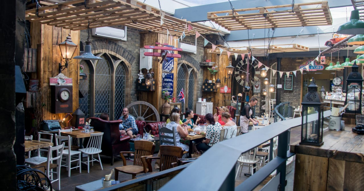 The Rising Cafe in Lincoln